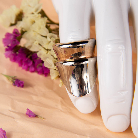 Made Her Think | Jewelry | Made Her Think Rose Gold Classic Ring Womens ...